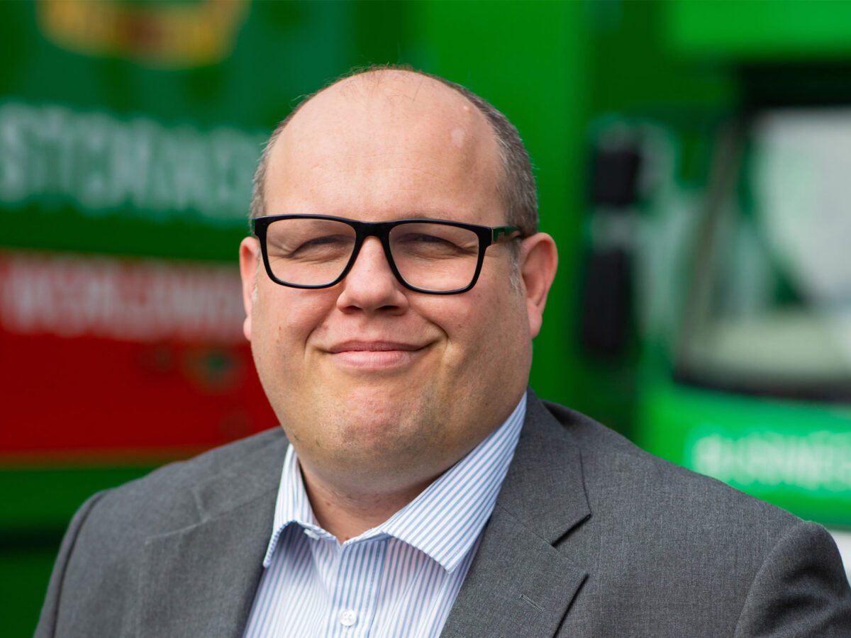 About Us | Removal and Storage Services | Fox Moving & Storage